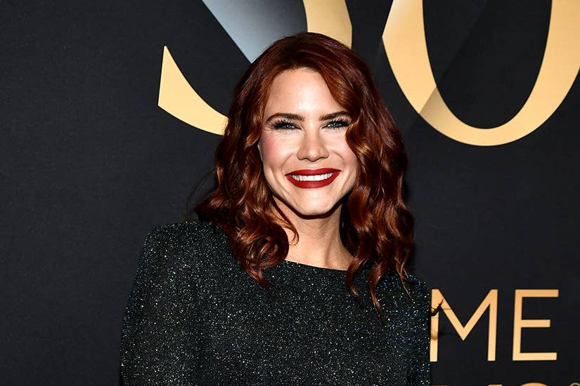 Y&R's Courtney Hope Talks Sally's Job Windfall and Determination ...