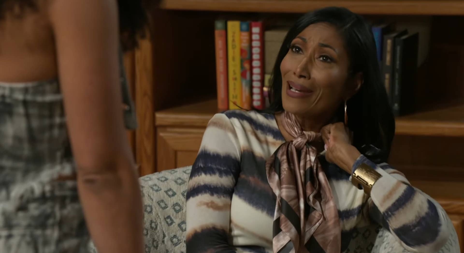 Beyond The Gates: Leslie Thinks Kat Is a Long-Term Problem For Eva ...