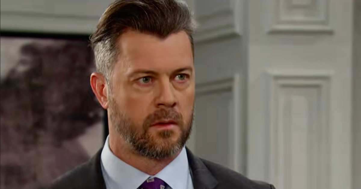 EJ Returns and Lays Into Gwen! [Spoilers] - Daytime Confidential