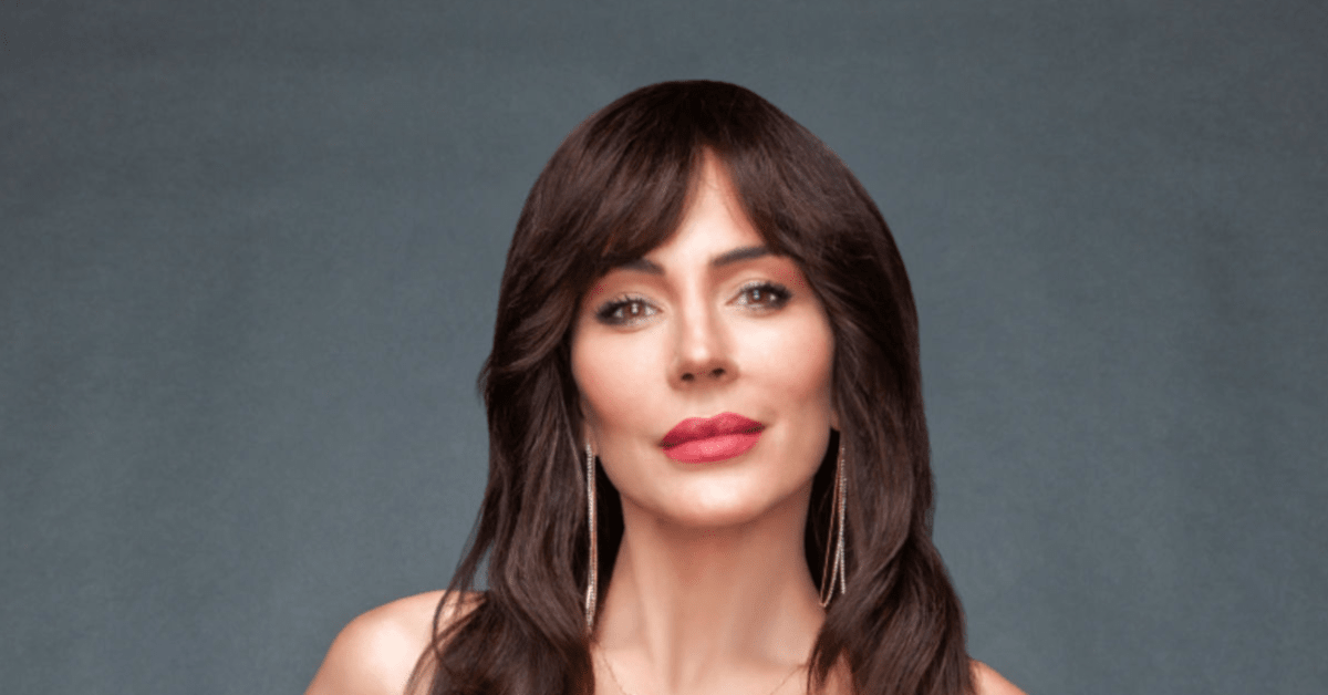 Krista Allen OUT At The Bold and The Beautiful - Daytime Confidential