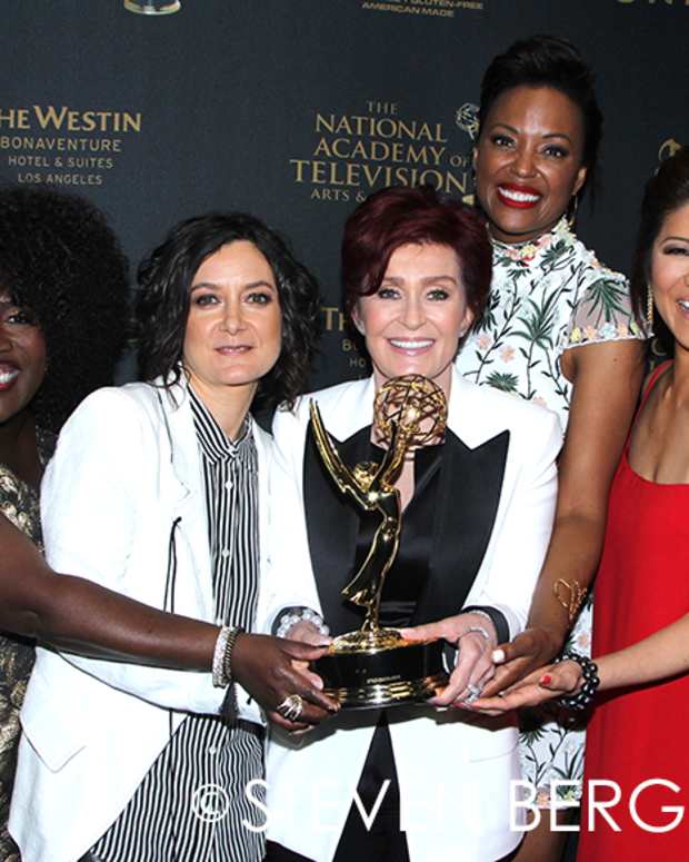 The Talk Wins Daytime Emmy for Outstanding Talk Show Host - Daytime ...