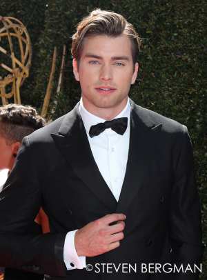 Soap Hunks Bring The Heat on The Daytime Emmy Red Carpet (PHOTOS ...