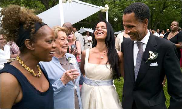 Y&R Alum Victoria Rowell's Star-Studded Wedding Featured in New York ...