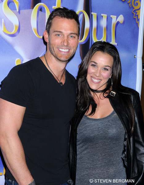 Shake Ya Peacock Feather: DAYS Cast Parties it Up at 45th Anniversary ...