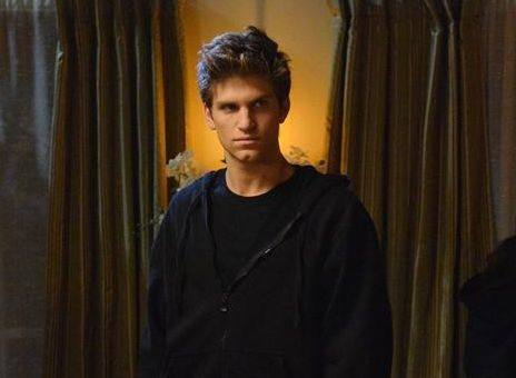 What Will Season 4 of Pretty Little Liars Reveal About Toby's Past ...