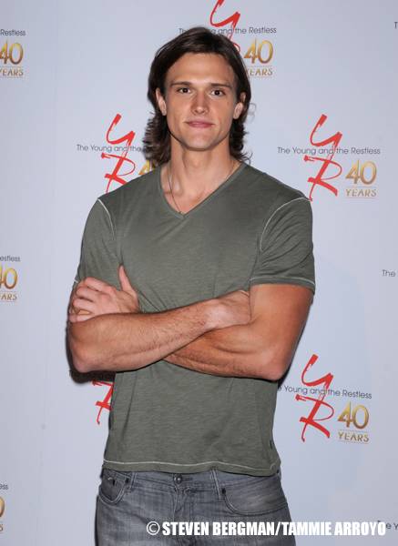 Hartley Sawyer OUT at The Young and the Restless - Daytime Confidential
