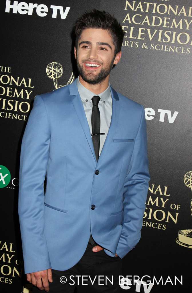The Young and the Restless Stars Glam Up Daytime Emmy Awards Red Carpet ...