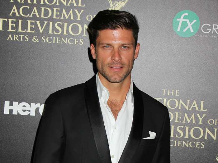 Greg Vaughan Describes Feeling "Like a Glorified Extra in Everybody ...