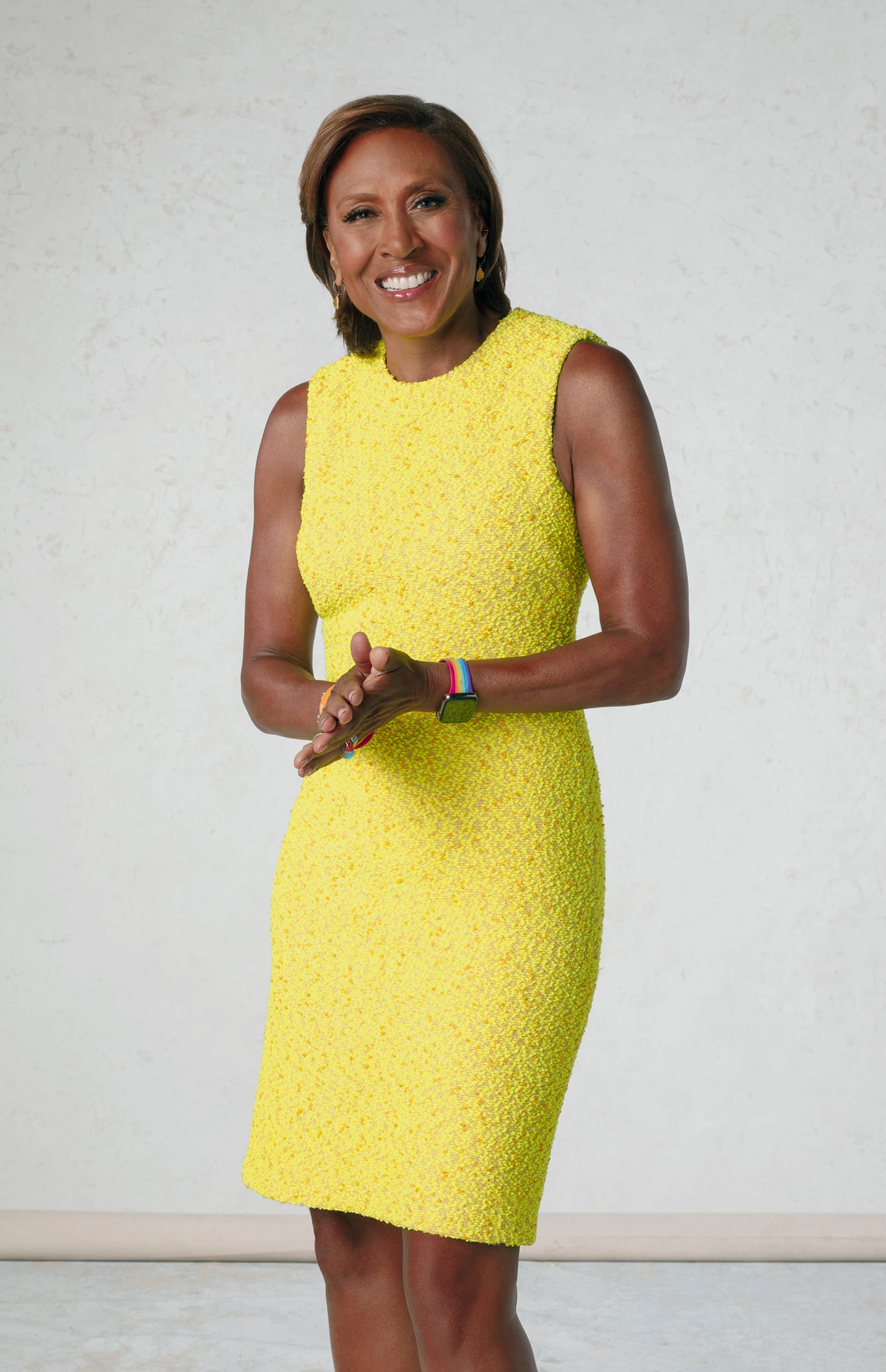 Good Morning America's Robin Roberts to Produce Gloria Gaynor Biopic ...