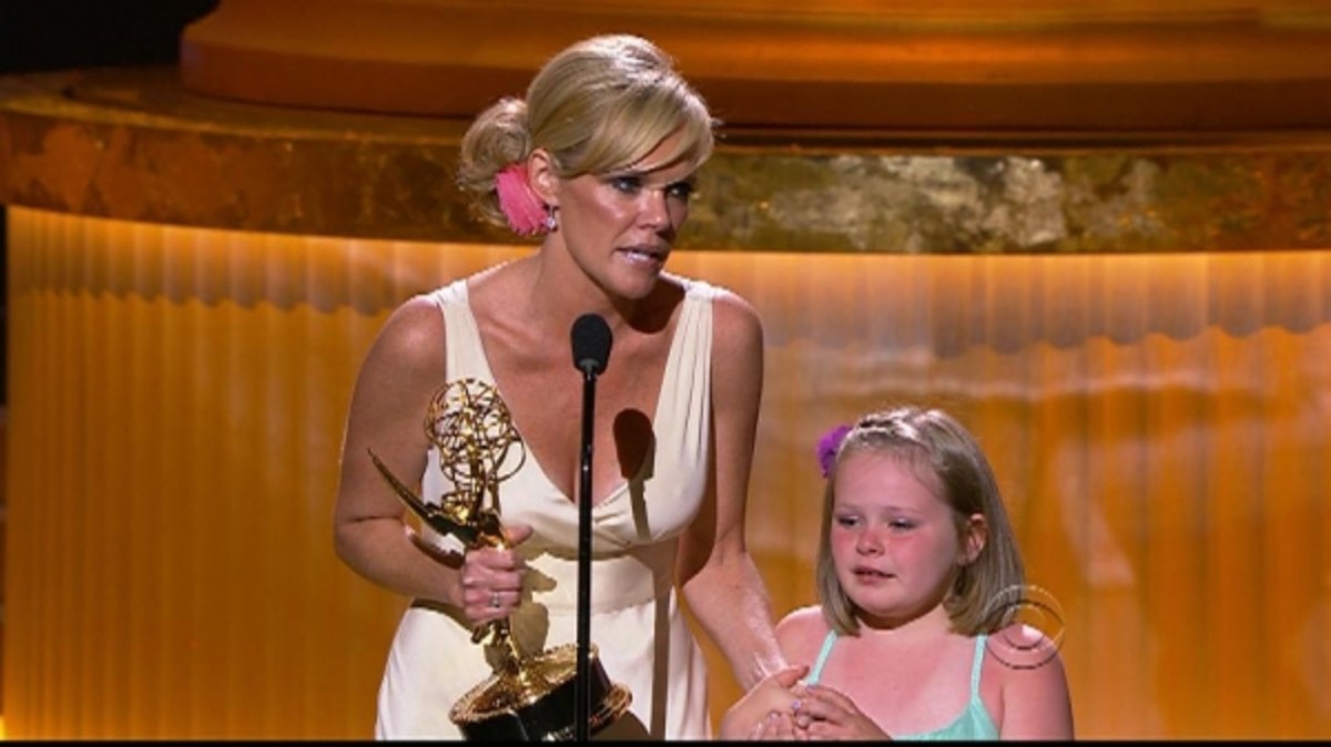 BREAKING: Maura West Wins Outstanding Lead Actress (Updated) - Daytime ...