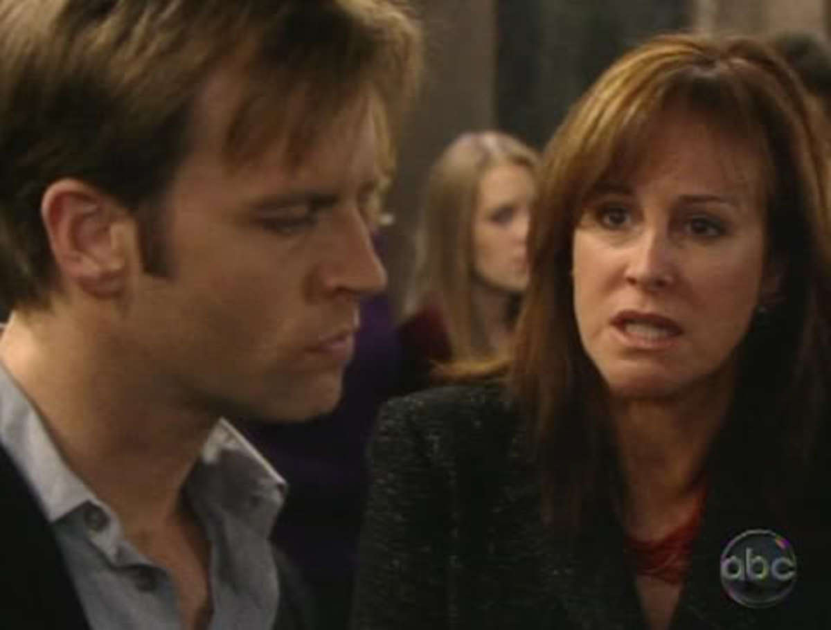 Has Todd Pushed Nora Over The Edge? - Daytime Confidential