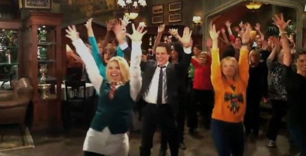 FLASH MOB: Genoa Citizens Shake Their Tail Feathers for 39th ...