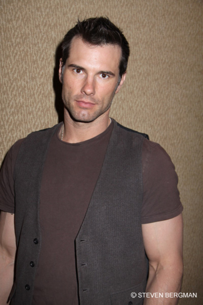 Austin Peck Stars In Off Broadway's The Irish Curse - Daytime Confidential