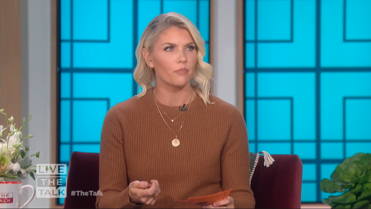 WATCH: Amanda Kloots Explains How Social Media Was a 'Lifeline' For Her ...