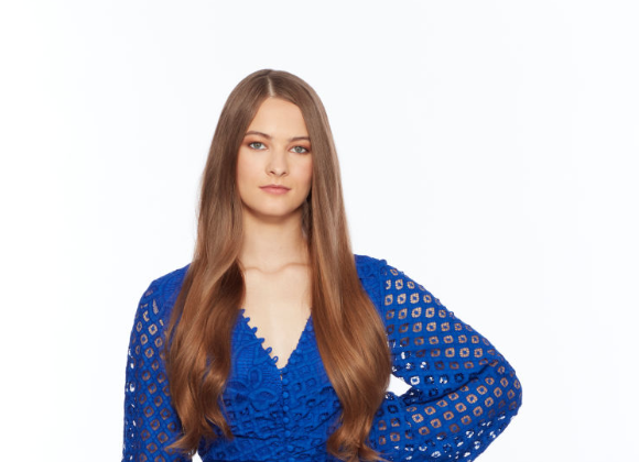 Avery Pohl Dishes Playing Esme and Ryan's Relationship on General ...