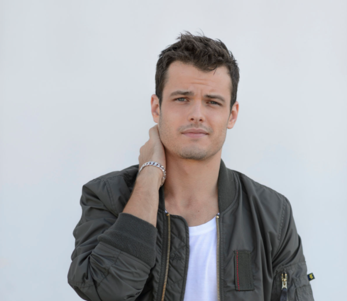 Michael Mealor Back on Contract at The Young and The Restless - Daytime ...
