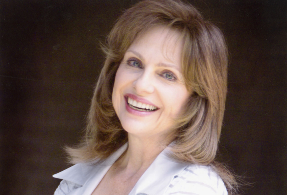 Janice Lynde Returns to The Young And The Restless - Daytime Confidential