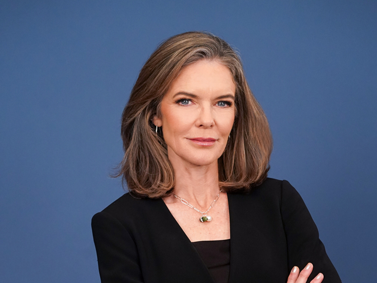 Susan Walters Talks Diane Getting Back Into The Genoa City Groove on Y ...