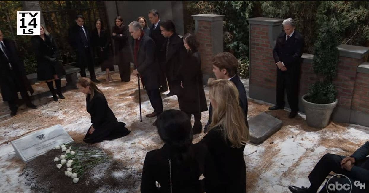 Spencer's Loved Ones Say Goodbye on General Hospital - Daytime Confidential