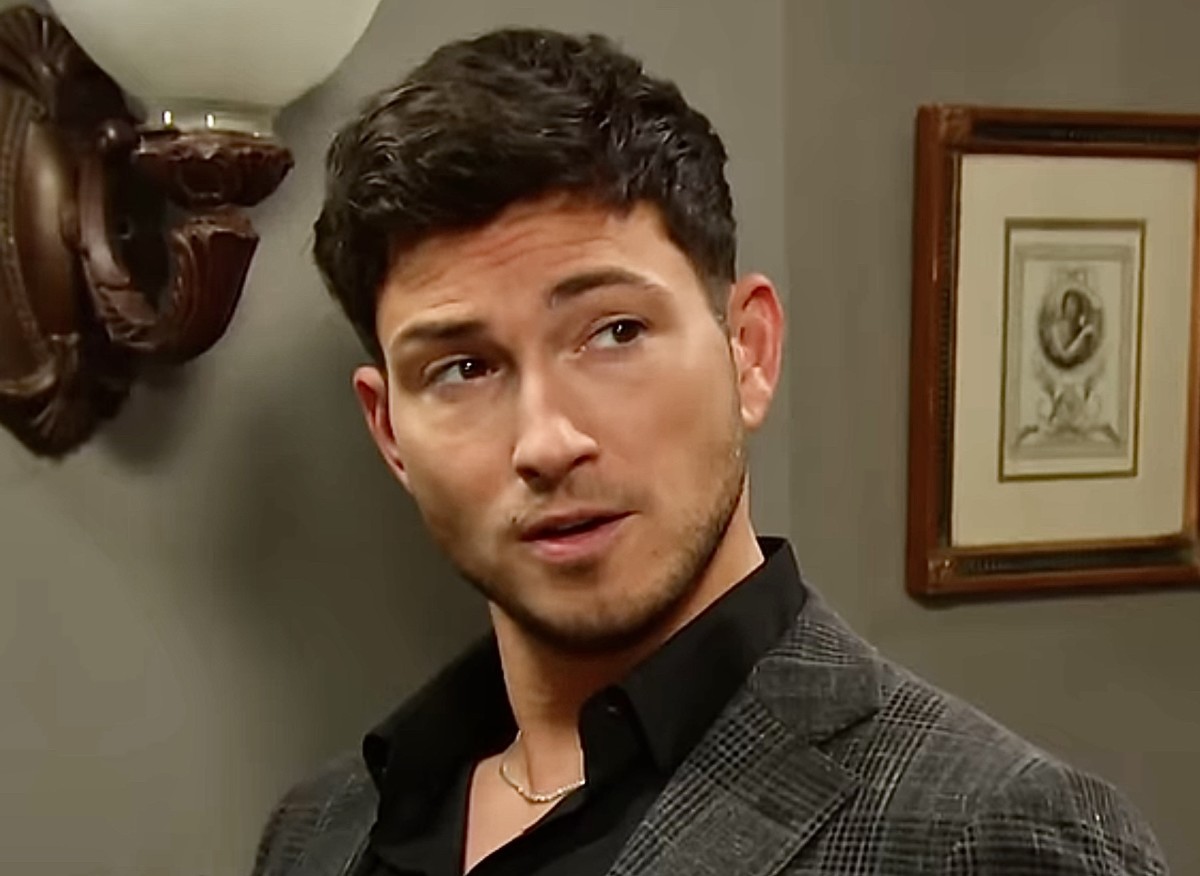 Days of Our Lives Recap: Alex and Stephanie Have a Moment Where Art ...
