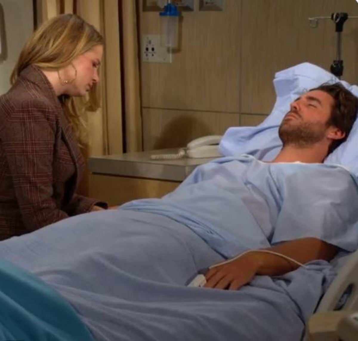 Y&R's Allison Lanier on Summer's Feelings For Chance: "The Fire Has ...