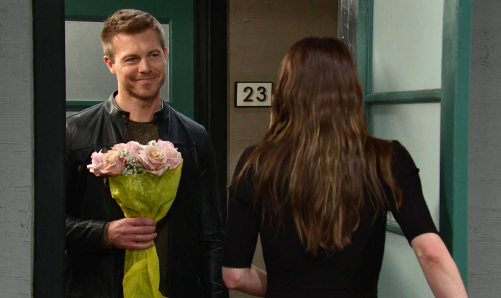 Jeremy Horton Returns to Salem and Shocks Stephanie [Recap] - Daytime ...