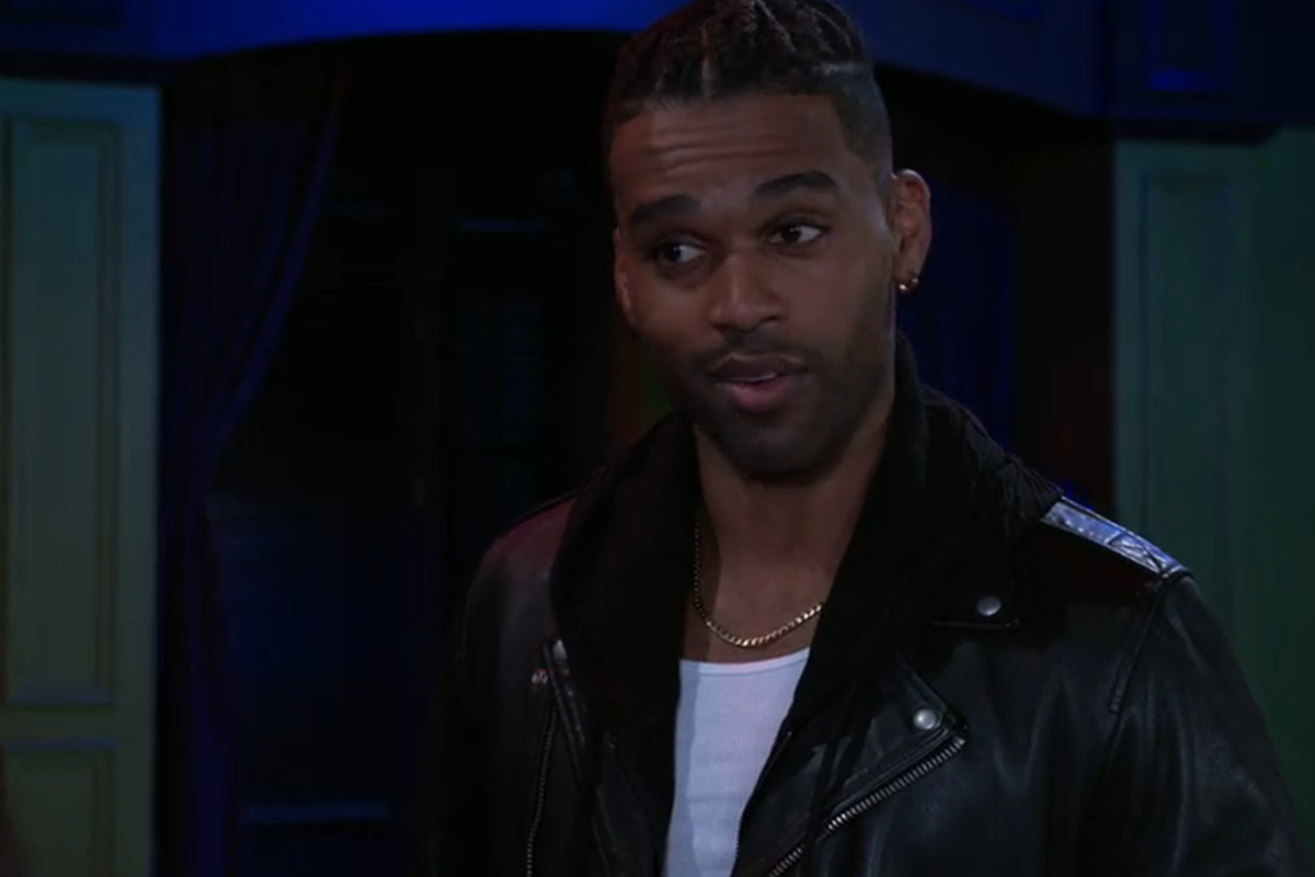 David Lami Friebe Debuts as Izaiah Hawthorne on Beyond the Gates ...