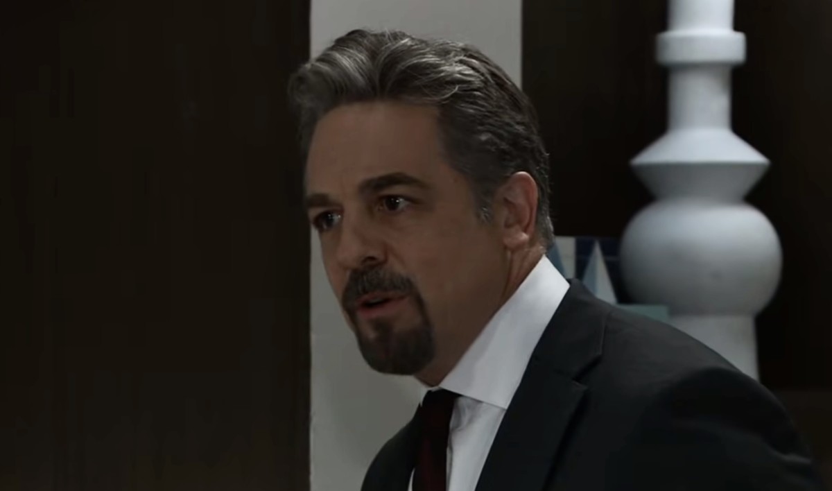 General Hospital recap: Brennan Catches Carly Hiding in His Bathroom ...